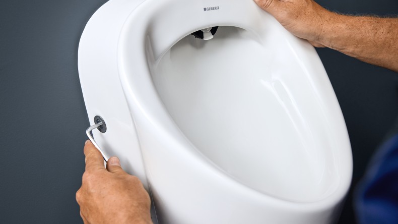 Urinals for private & public sanitary rooms | Geberit