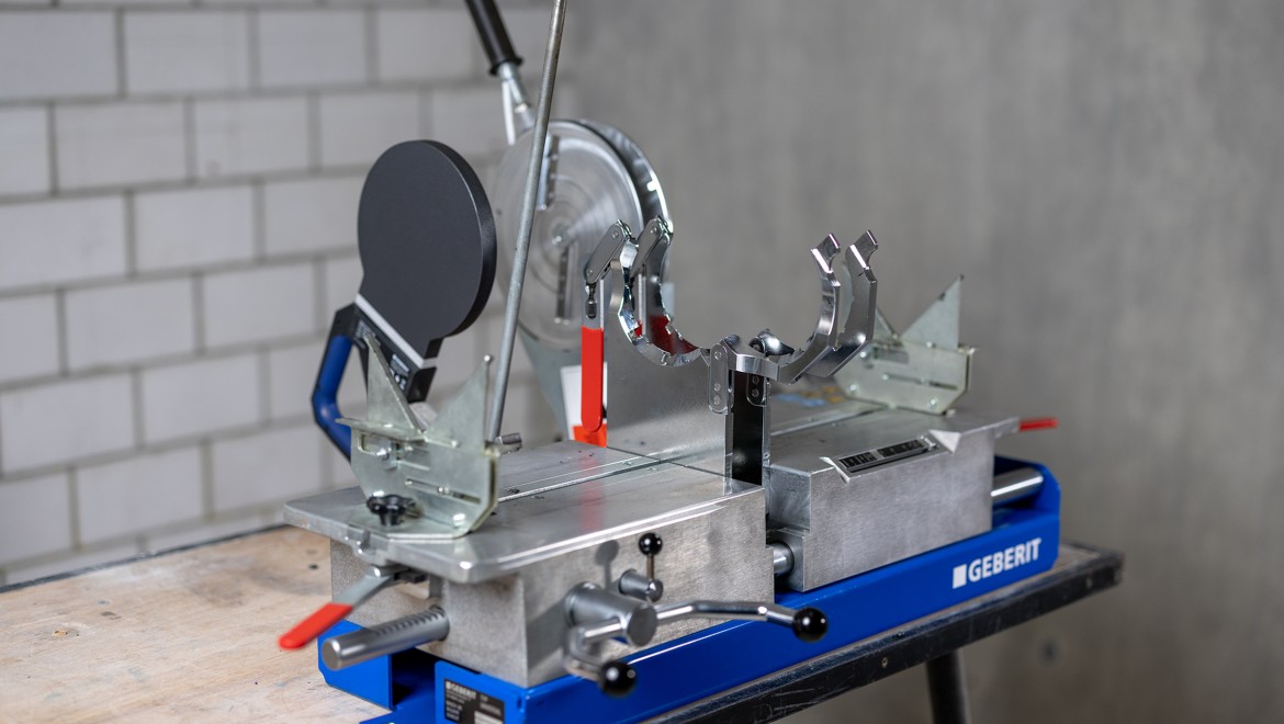 Tools for drainage systems | Geberit